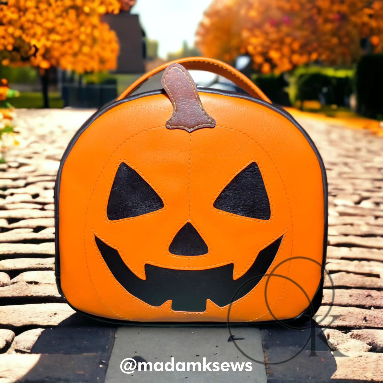 Hugo Handbag: Mystical Menagerie Add-on Collection – Carbon Chic